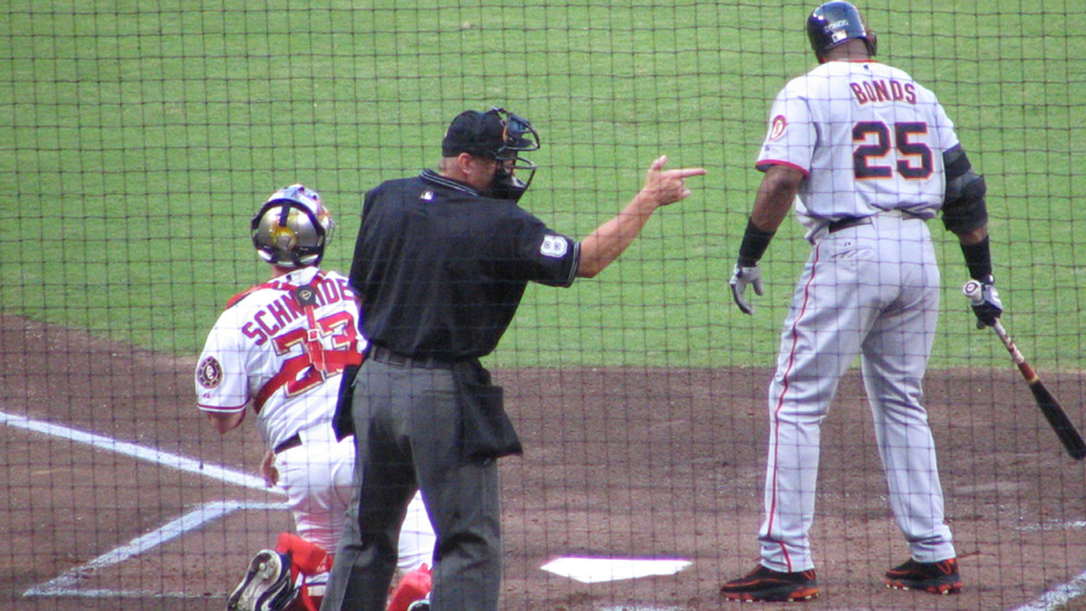 How Should the Giants Handle Barry Bonds’ Number Retirement? | The ...